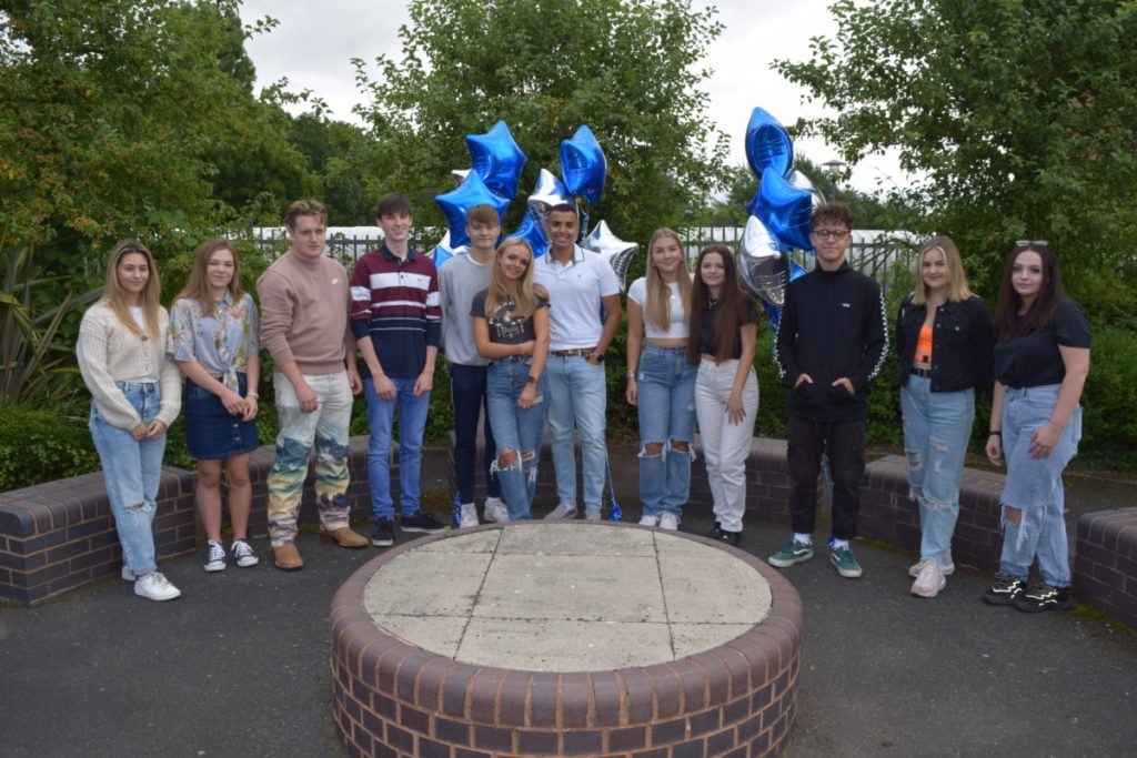 WSFC Students Celebrate Results - Worcester Sixth Form College